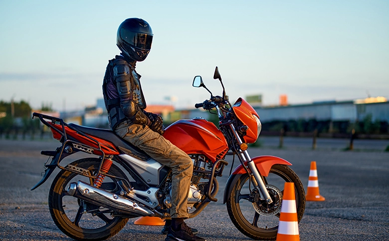 Top Commuter Bikes in India 2025 - Price and Mileage | Drivio